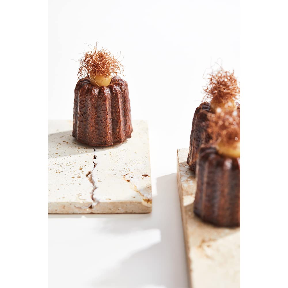 Travel Cake By Garuharu (Yoon Eun Young) | Omnivore Books on Food